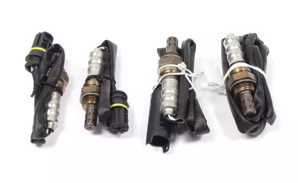 Land Rover Oxygen Sensors: Front And Rear O2 Sensors