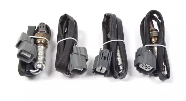 Land Rover Oxygen Sensors: Front And Rear O2 Sensors